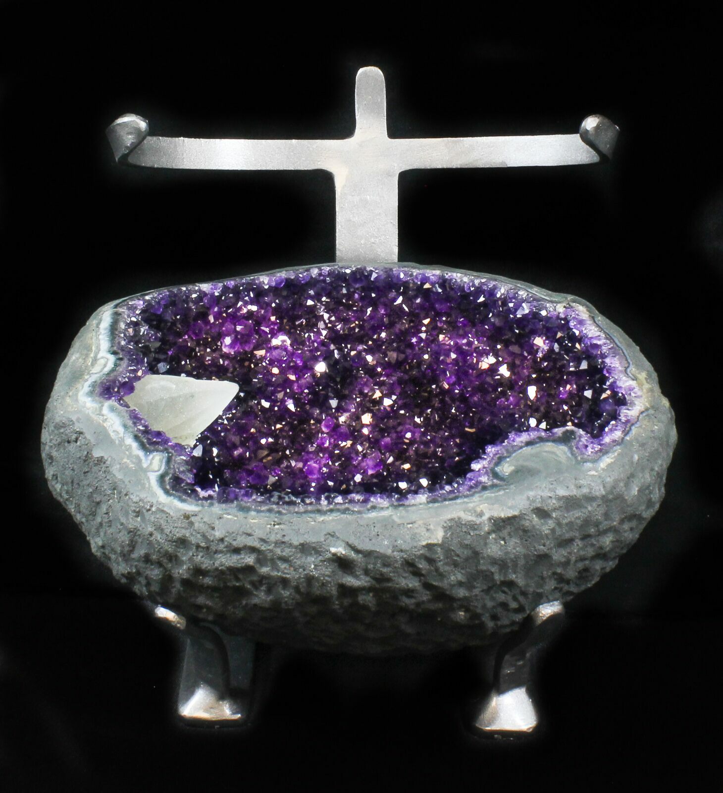 Amazing Amethyst Geode Display On Stand - Museum Piece For Sale (#31211 ...