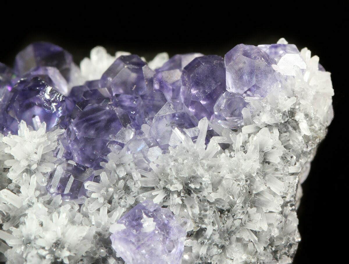 2.1" Purple Fluorite Crystals with Quartz - China For Sale (#45918 ...